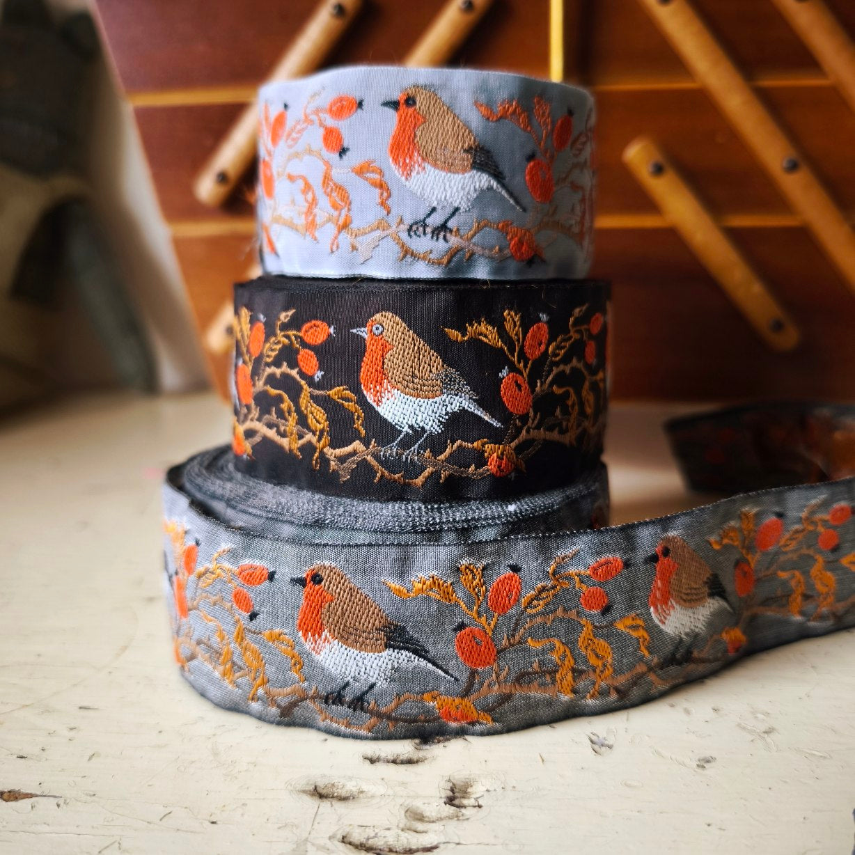 Kafka Winter Robin Ribbon 40mm wide - per 50cm length – Beyond Measure