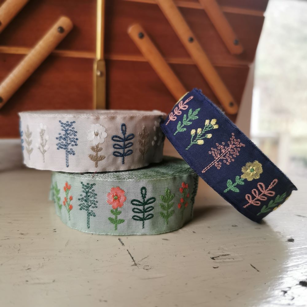 Kafka Sprigs Ribbon 25mm wide - per 50cm length – Beyond Measure