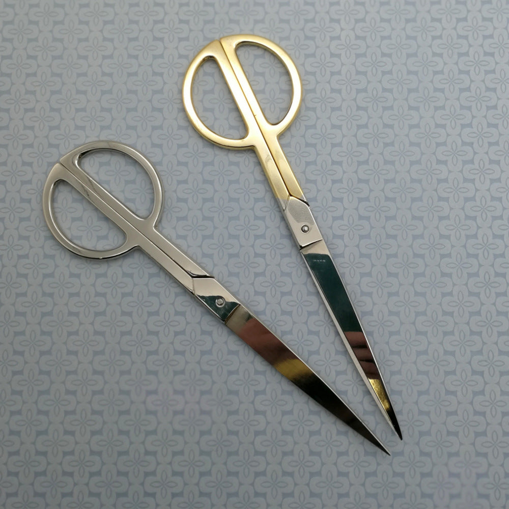 Paper Scissors – Beyond Measure