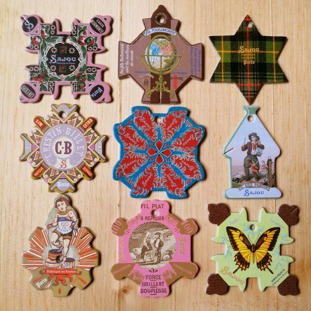 Sajou Thread Winder Cards - Pack of 3 – Beyond Measure